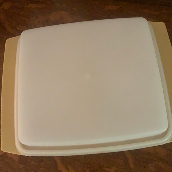 Tupperware | Kitchen | Tupperware Egg Or Snack Carrier Like New ...